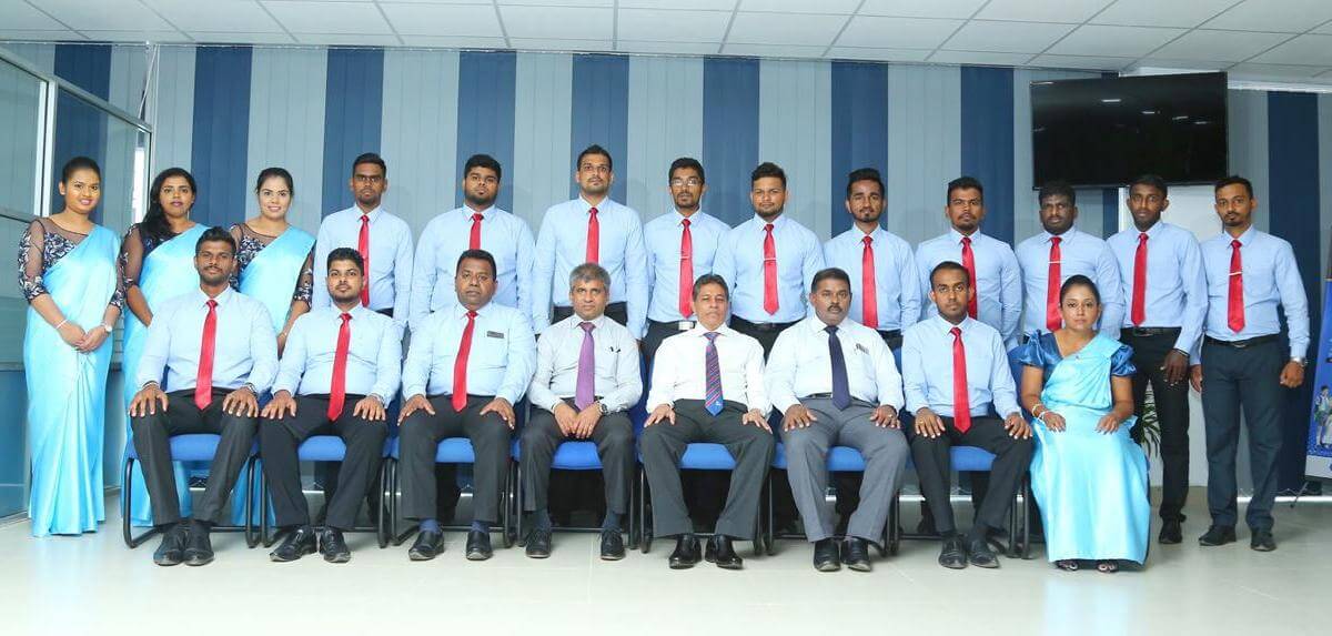 People’s Leasing Company upgrades and relocates its Elpitiya branch ...